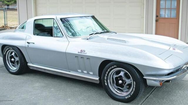 Of the three Corvettes he owns, Gladstone man favors the ’66 | Kansas ...
