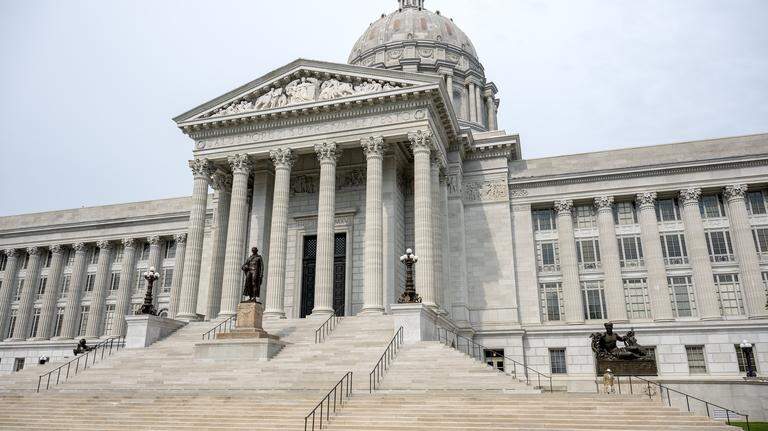 Bill moves Missouri closer to eliminating state income tax | Kansas ...