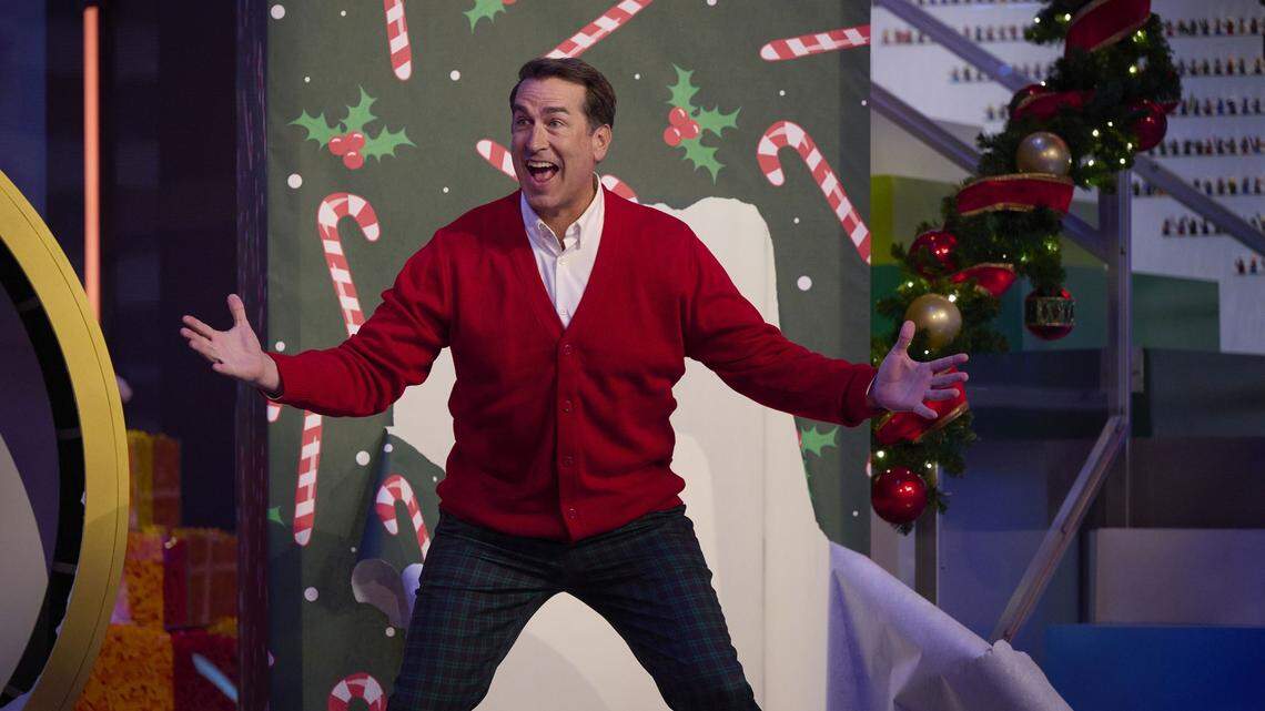 Rob Riggle chats with Travis Kelce, tries to be ‘Lego Master’ | Kansas ...