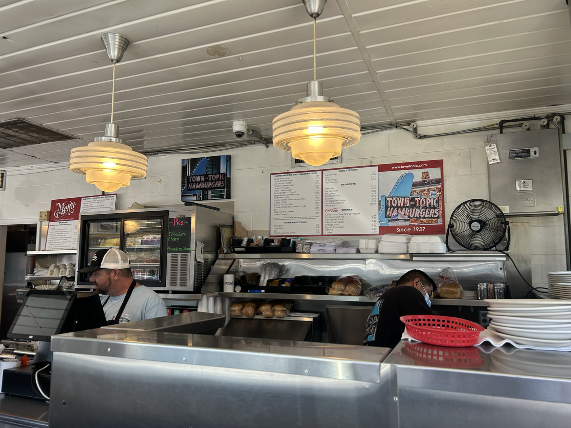 Kansas City’s Town Topic is a one-stop shop for all-day fare | Kansas ...