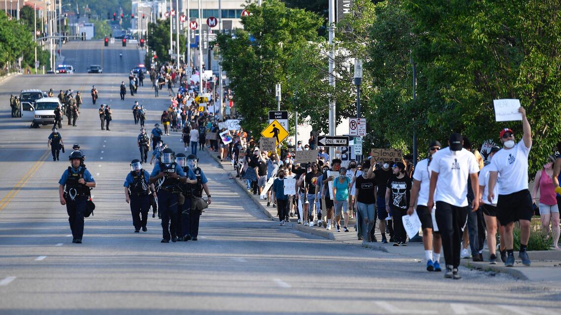 Hundreds march on Main Street as protest continues in KC | Kansas City Star