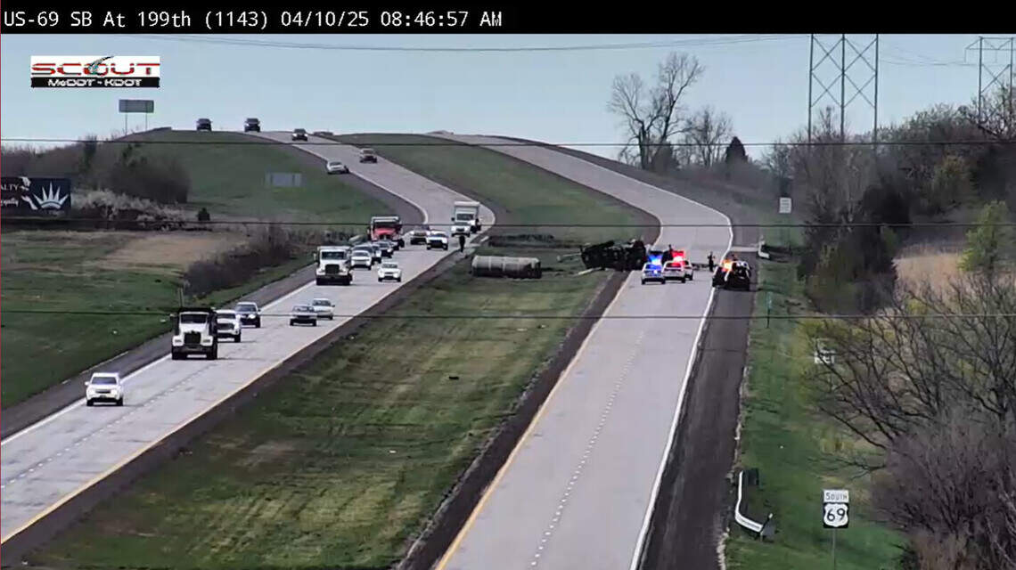 Fatal crash closes US 69 near Johnson County line | Kansas City Star