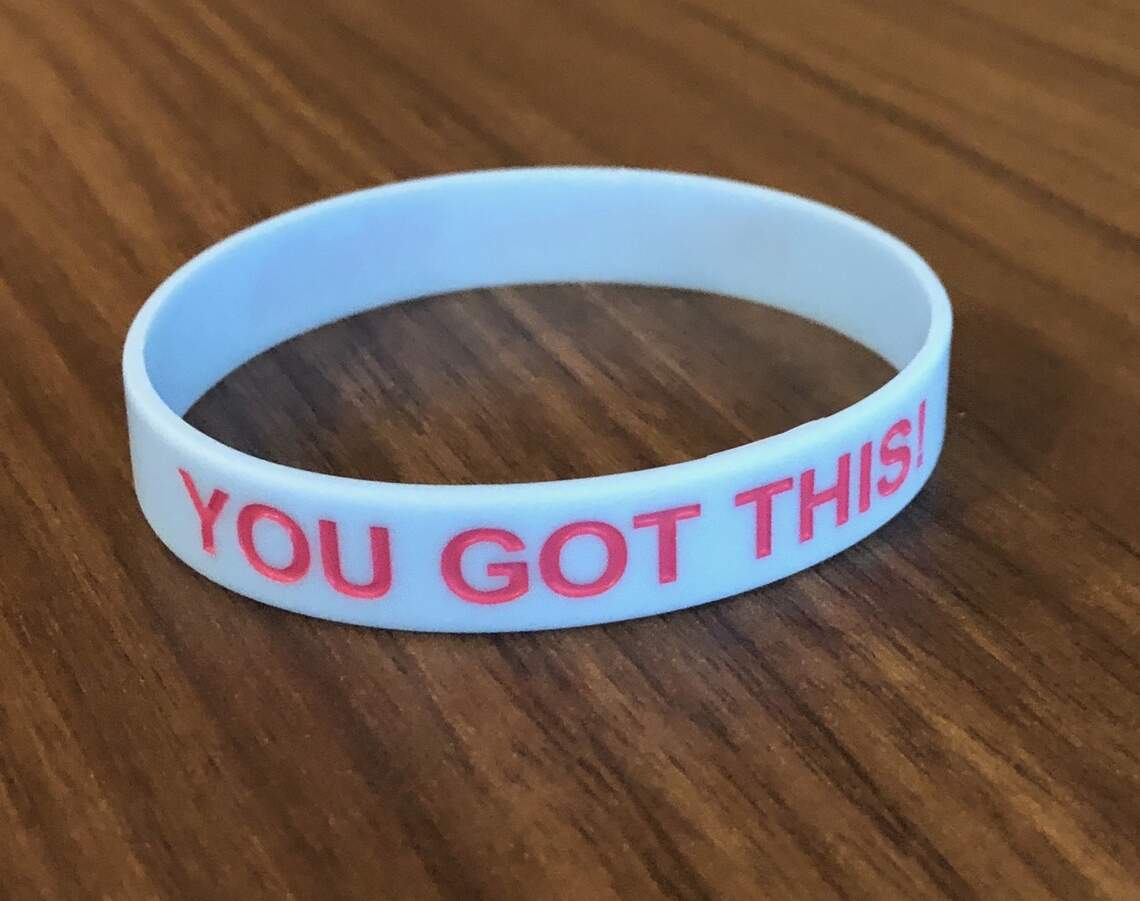 KC Chiefs QB Patrick Mahomes wearing bracelet for sick girl | Kansas ...