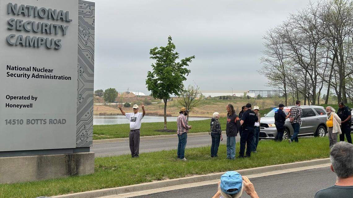 How to share comments about nuclear weapons in Kansas City | Kansas ...