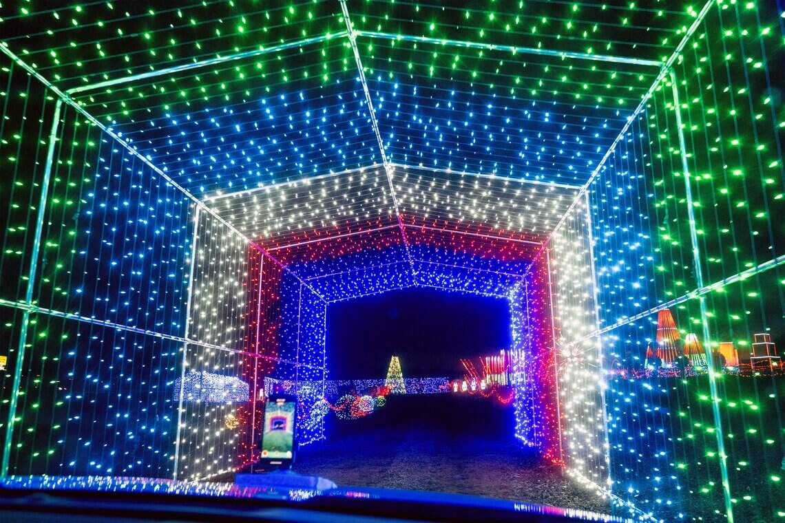 Where to see Christmas lights in Kansas City: Our favorites | Kansas ...