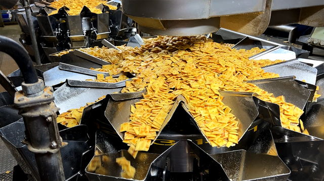 See how Cheez-its are made in Kansas City, Kansas, factory | Kansas ...