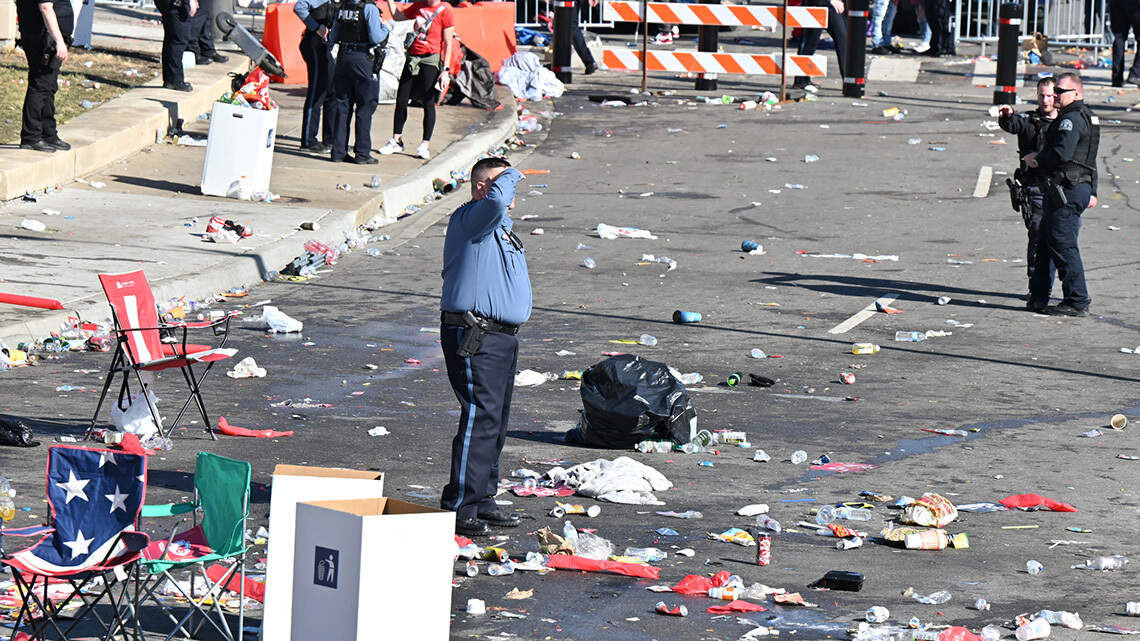 Why bring a gun to Kansas City Chiefs Super Bowl parade? | Kansas City Star