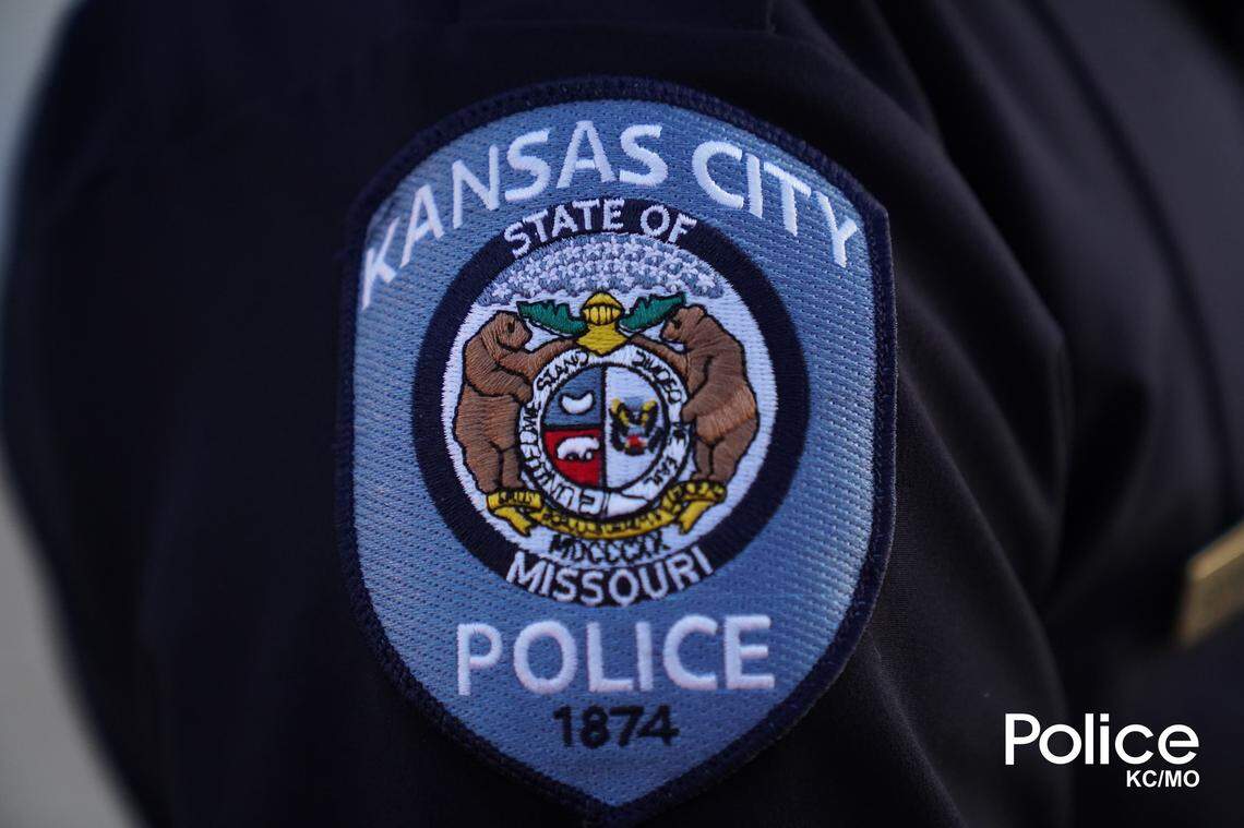 KCPD unveils new uniforms with ‘modern’ tech for officers | Kansas City ...