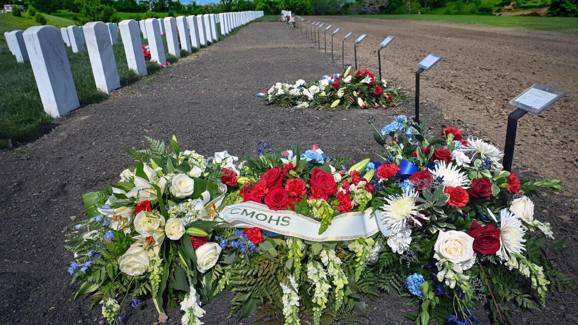 Medal of Honor recipient buried at Leavenworth, KS cemetery | Kansas ...