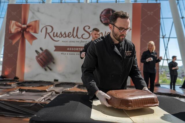 Russell Stover makes world’s largest box of chocolates | Kansas City Star