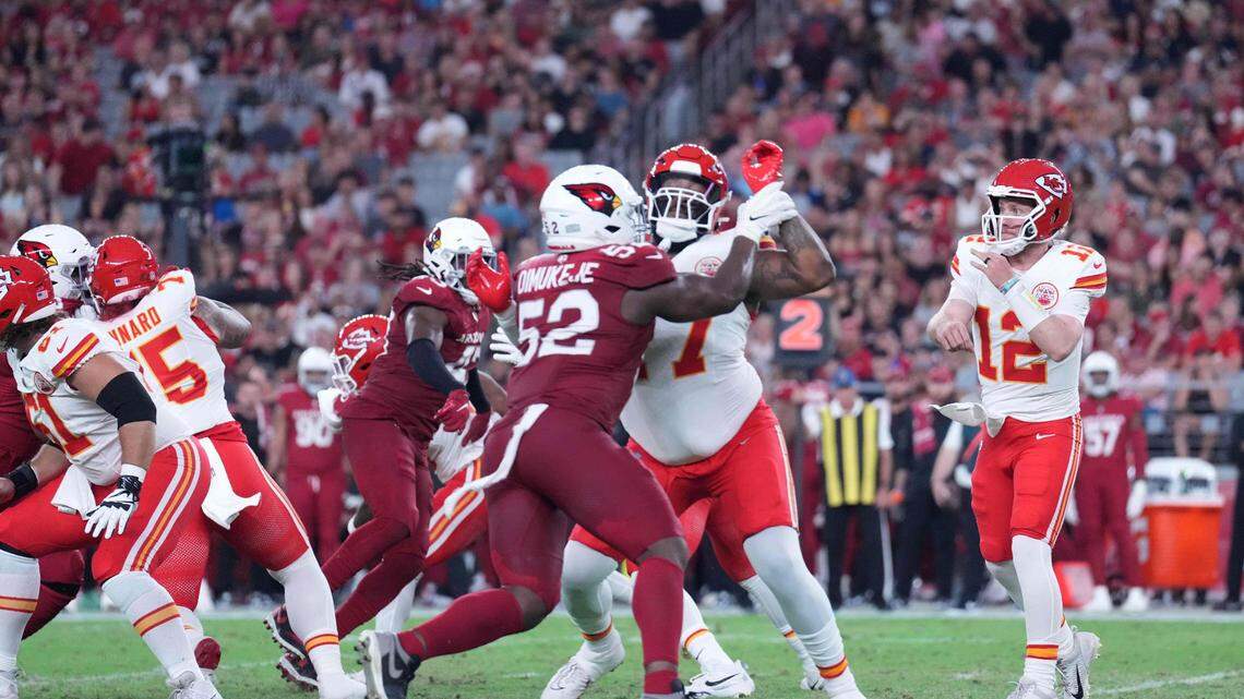 Blaine Gabbert or Shane Buechele? Chiefs fans on backup battle | Kansas ...