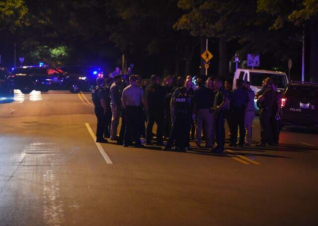 Suspect at large after KC gun battle with cops: Police | Kansas City Star
