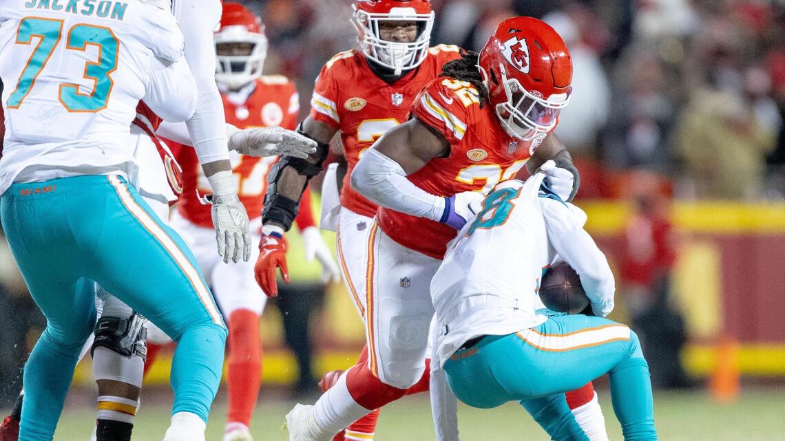 Chiefs-Dolphins playoff game set streaming audience record | Kansas ...