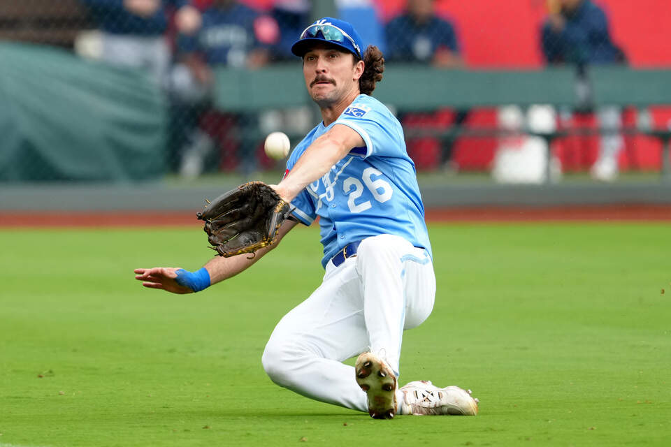 Former Royals utilityman Adam Frazier signs with LA Angels | Kansas ...