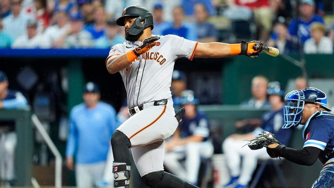 Royals drop 5th consecutive game in Friday’s loss to Giants | Wichita Eagle