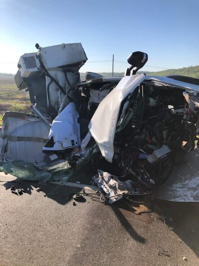 Driver injured in semi crash on I-435 in Kansas City, Kansas | Kansas ...
