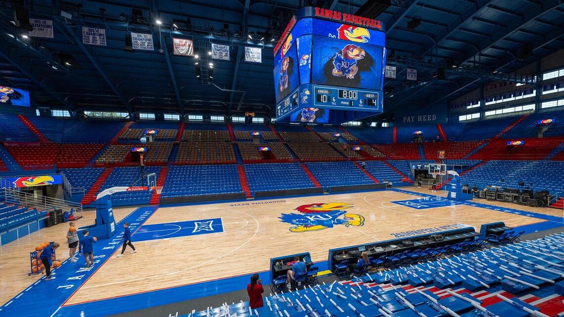 Celebrating 1,000 games at Allen Fieldhouse in Lawrence KS | Kansas ...