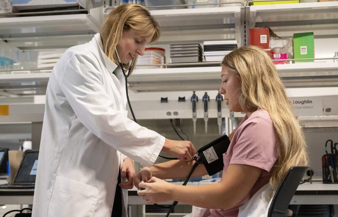 Katie Ledecky visits Lenexa to inspire STEM exploration | Kansas City Star