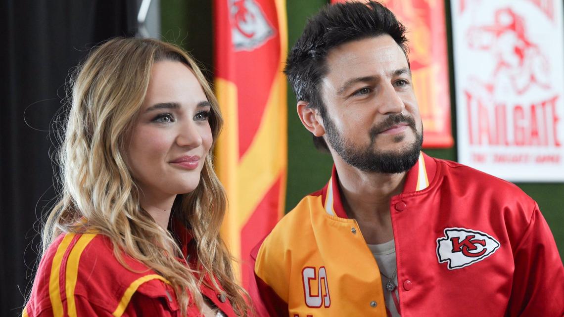 KC festivities set for debut of Hallmark’s Chiefs Xmas movie | Kansas ...