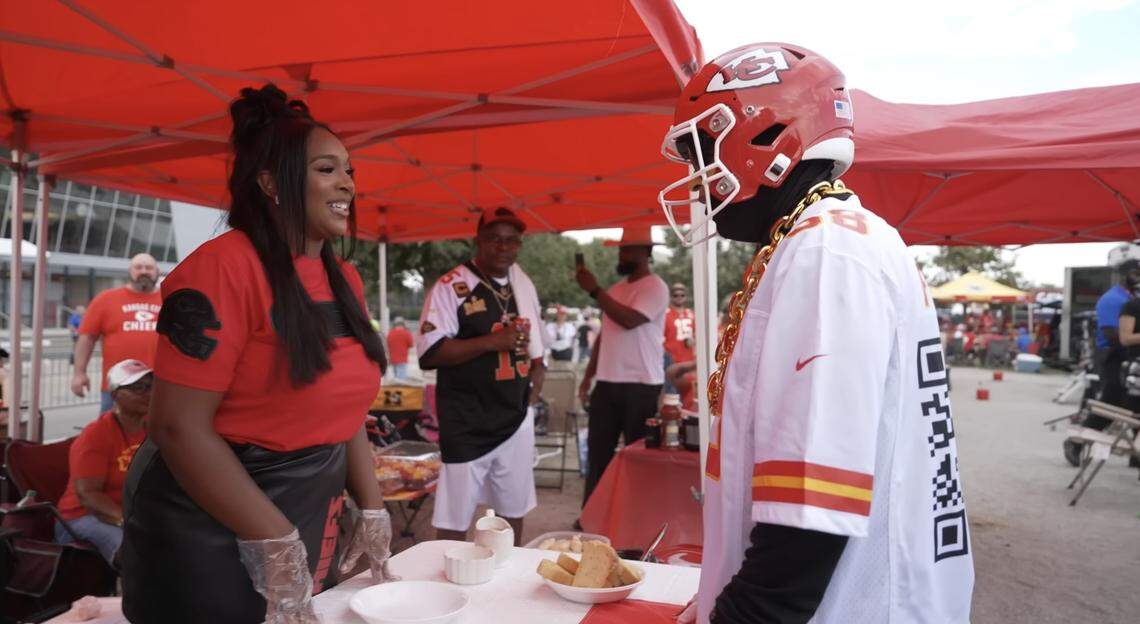 Chiefs send secret VIP to Arrowhead tailgates, new series | Kansas City ...