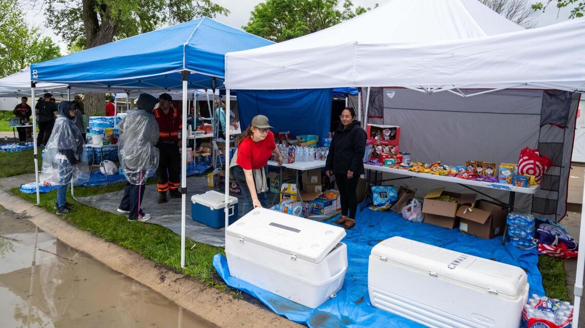 Gardner food pantry needs help after Aspen Place closure | Kansas City Star