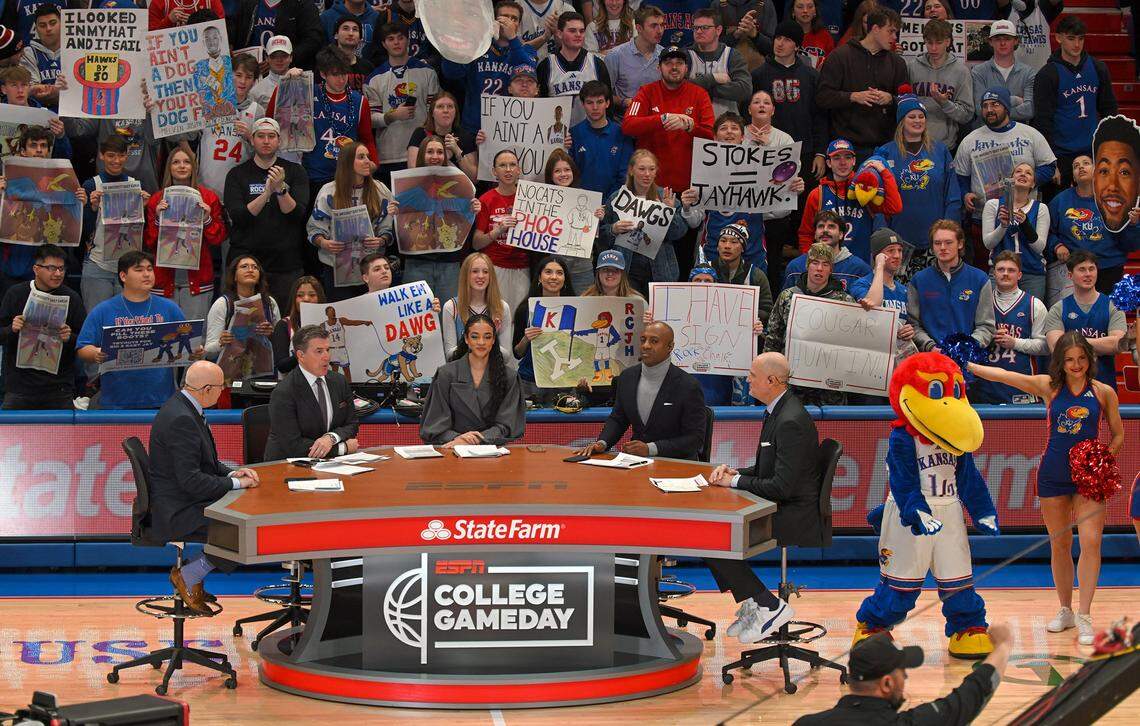ESPN’s ‘College GameDay’ at Allen Fieldhouse for KU vs. BYU | Kansas ...
