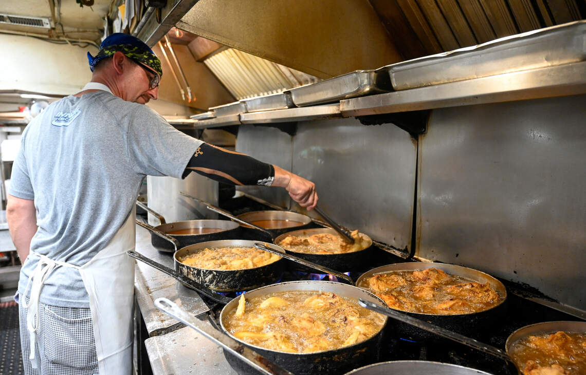 Guide to Kansas City’s oldest restaurants: Food and family | Kansas ...