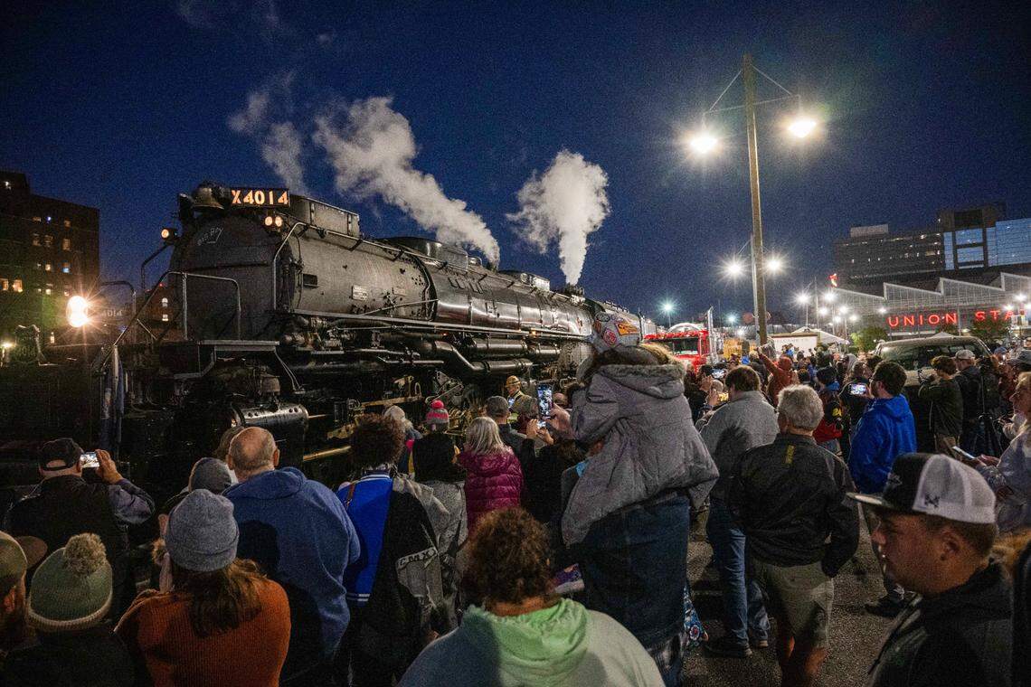 Union Pacific’s biggest train rolls into Kansas City | Kansas City Star