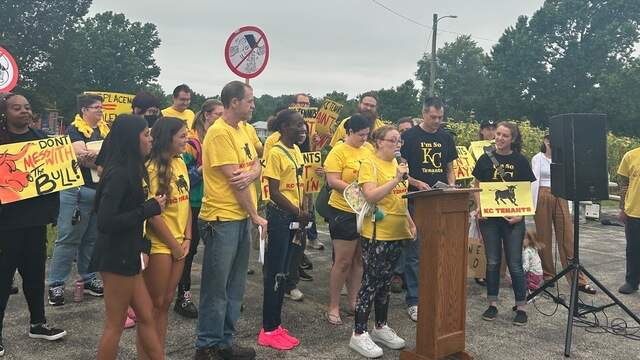 Independence Towers residents sound alarm as conditions worsen | Kansas ...