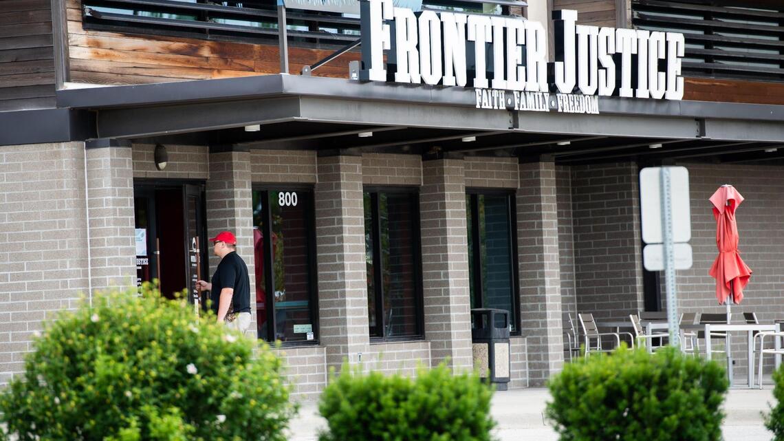 Muslim woman says Lee’s Summit gun range turned her away | Kansas City Star