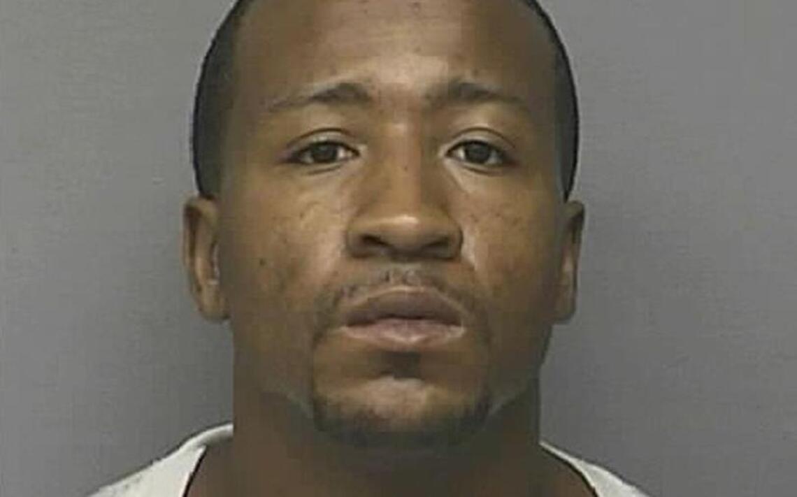 Convicted killer arrested for illegal gun possession | Kansas City Star
