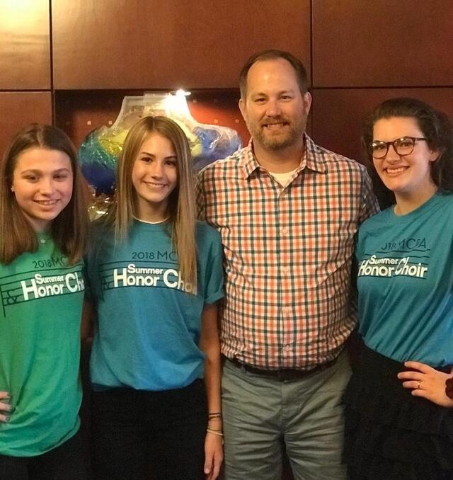 Harrisonville students decorate piano for community | Kansas City Star