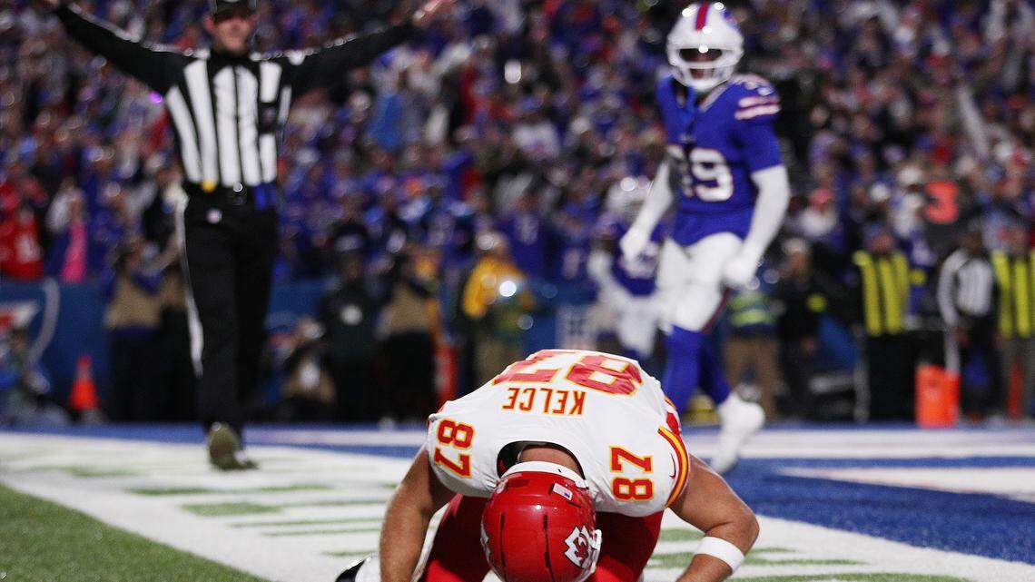 Disastrous goal-line sequence doomed Chiefs in loss to Bills | Kansas ...