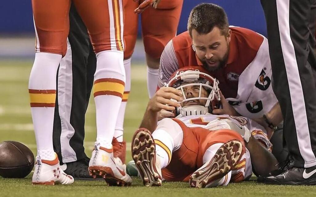 Alex Smith details how he circumvented concussion protocol | Kansas ...